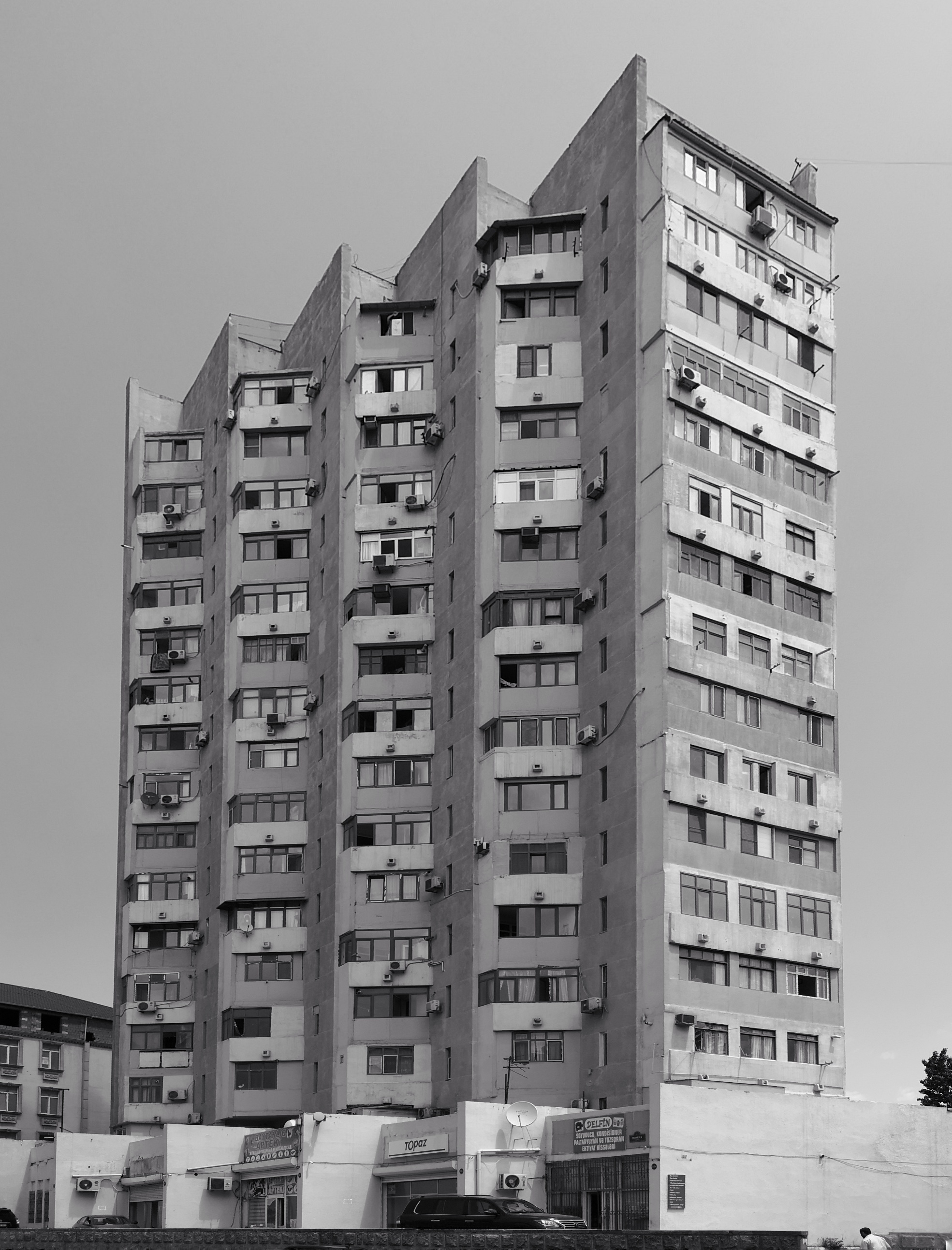 Legacy of Soviet Architecture in Baku: A Brief Historical Insight ...