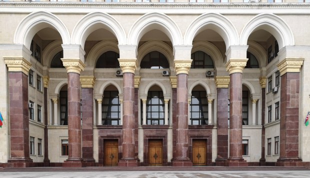 Legacy of Soviet Architecture in Baku: A Brief Historical Insight ...